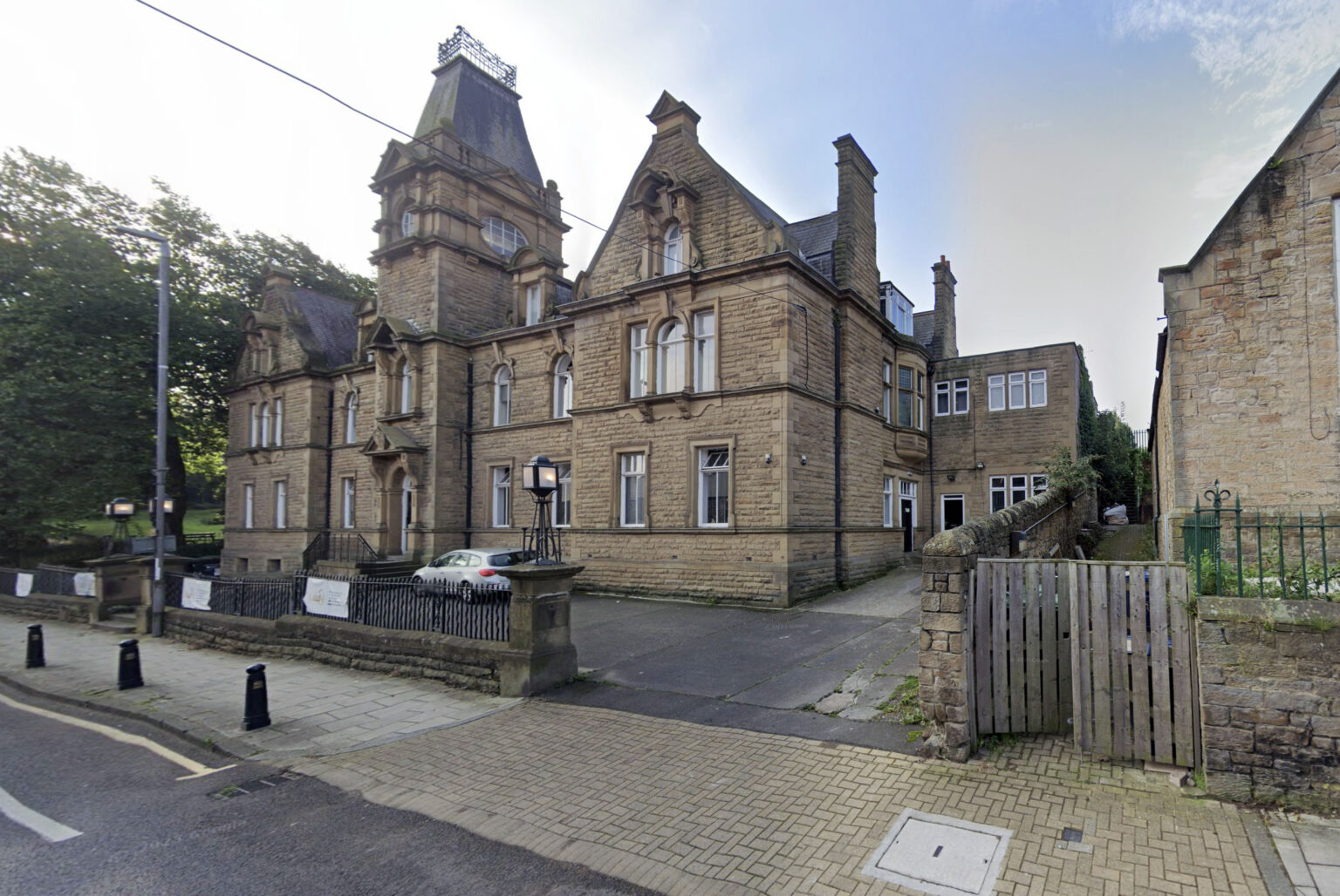 Former Gateshead town hall Grade II Listed Building Conversion - Bryonn ...